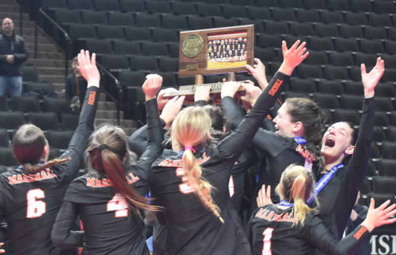 Back-to-back Championship | News, Sports, Jobs - Marshall Independent